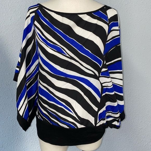 Chaus | Tops | Womenschausblouse Sz M | Poshmark